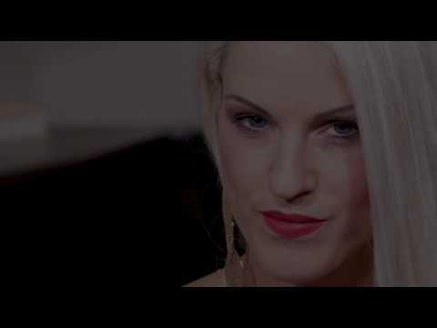 Blanche Bradburry - Photoshooting