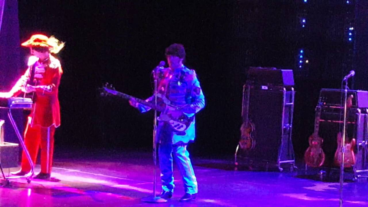 Beatleshow Orchestra - Beatles tribute band - "A day in the life" - YouTube