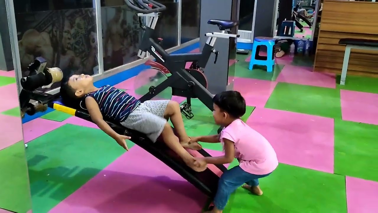 KIDS HAVING FUN AT BFC GYM - YouTube