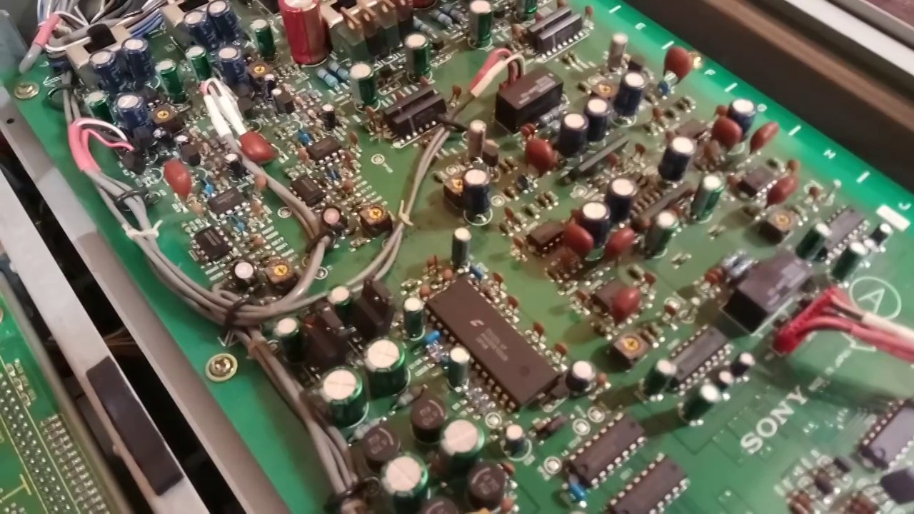 Sony pcm7050 - YouTube