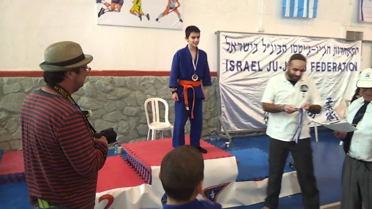 Ron Levi (12, 34kg) , Podium 1st place- 16-3-2012 - YouTube