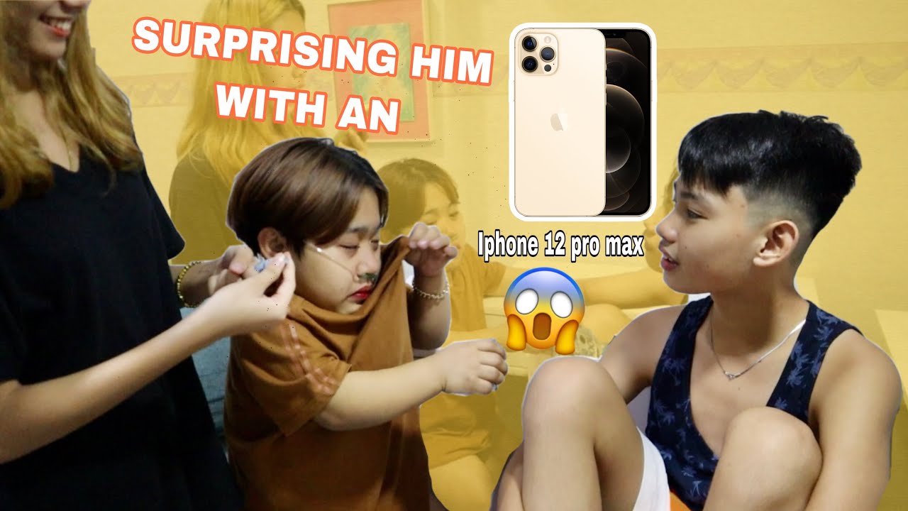 PRANKING SAMMY+ SURPRISING HIM WITH AN IPHONE 12 PRO MAX ! ||SAMMY ...