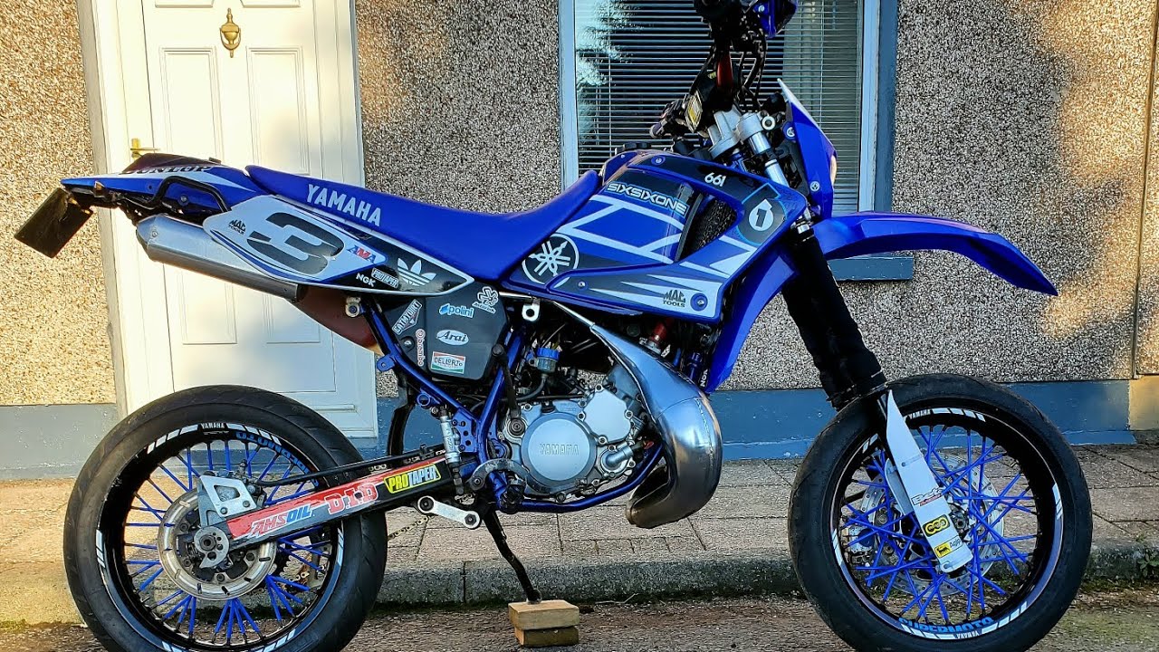 Yamaha dt 125 re supermoto walk around video plus cold start up. # ...