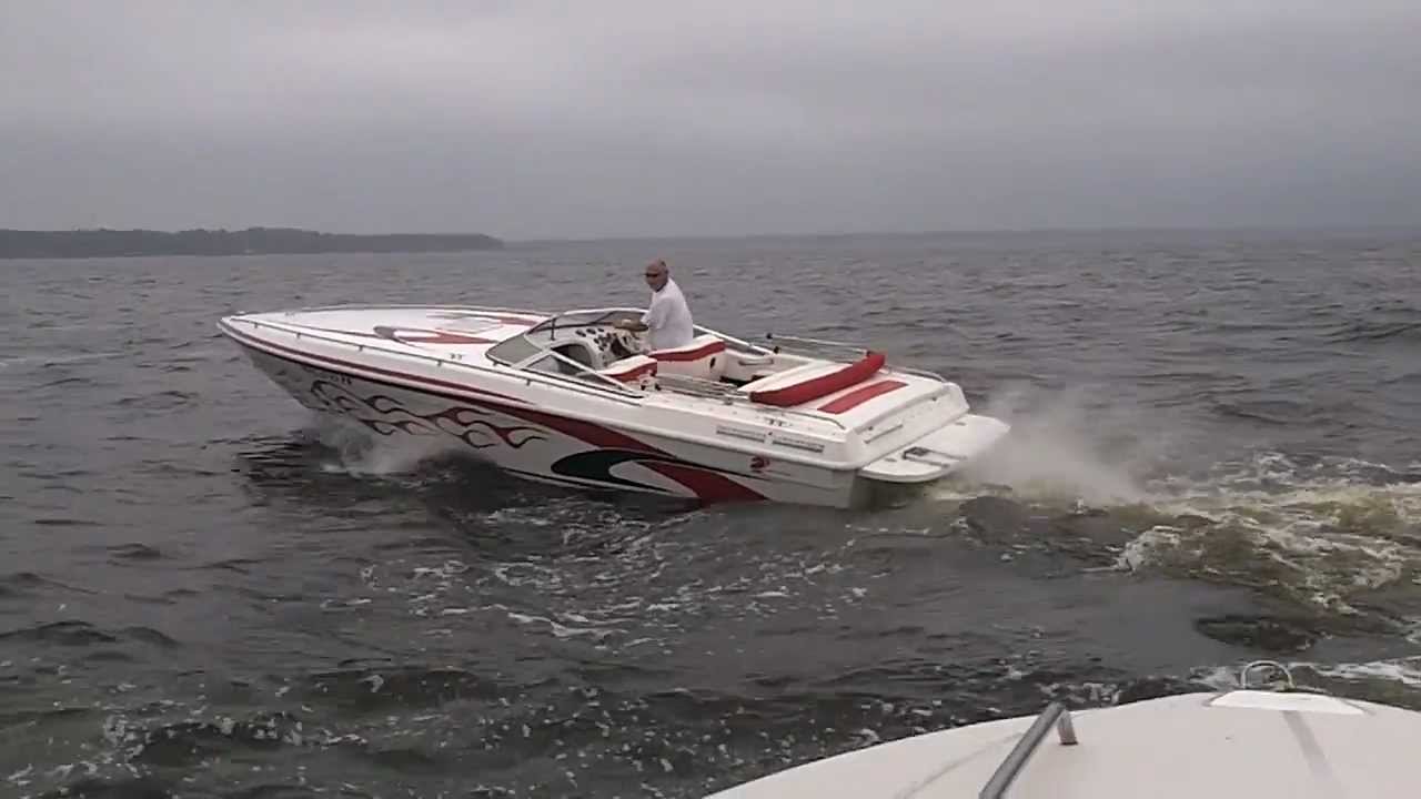 Checkmate Convincor 253 St Johns River FL - YouTube