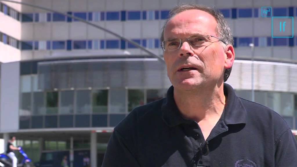 Mark Post: lab-grown meat will be in our supermarkets - YouTube