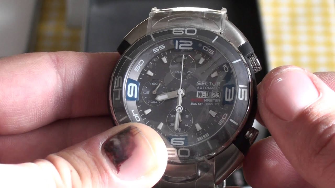 SECTOR MARINE SHARK MASTER R3243678023 - YouTube