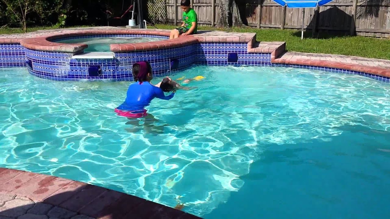 Swim Float classes - YouTube