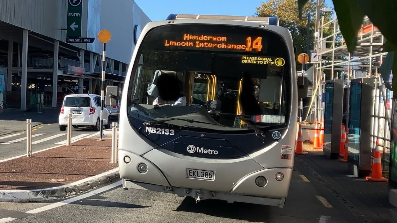 New Zealand/NZ Auckland Bus - 14: From New Lynn to Lincoln Rd (11.03. ...