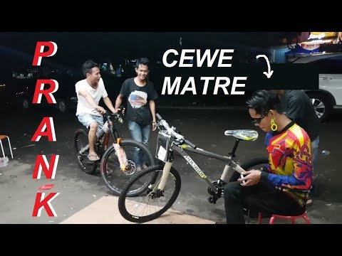 PRANK CEWE MATRE TANTE MATRE DAN BOSS YANG BERLAGAK GEMBEL ⭐⭐⭐⭐⭐