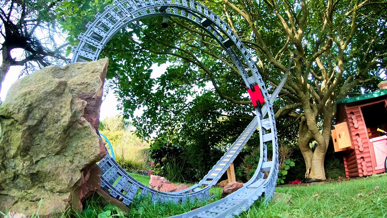LEGO Train 360 Loop??? - YouTube