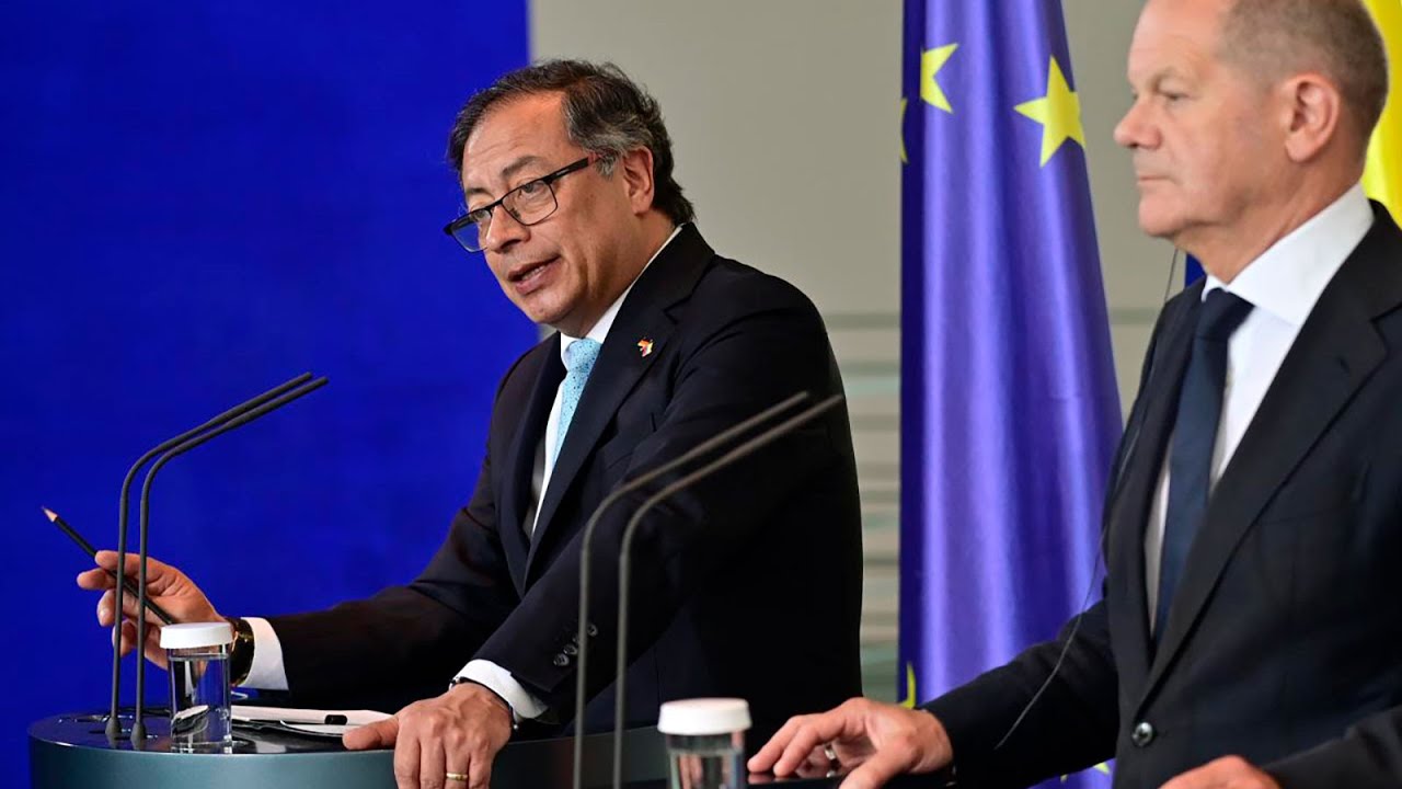 Rueda de prensa del Presidente Gustavo Petro y el Canciller Federal de ...