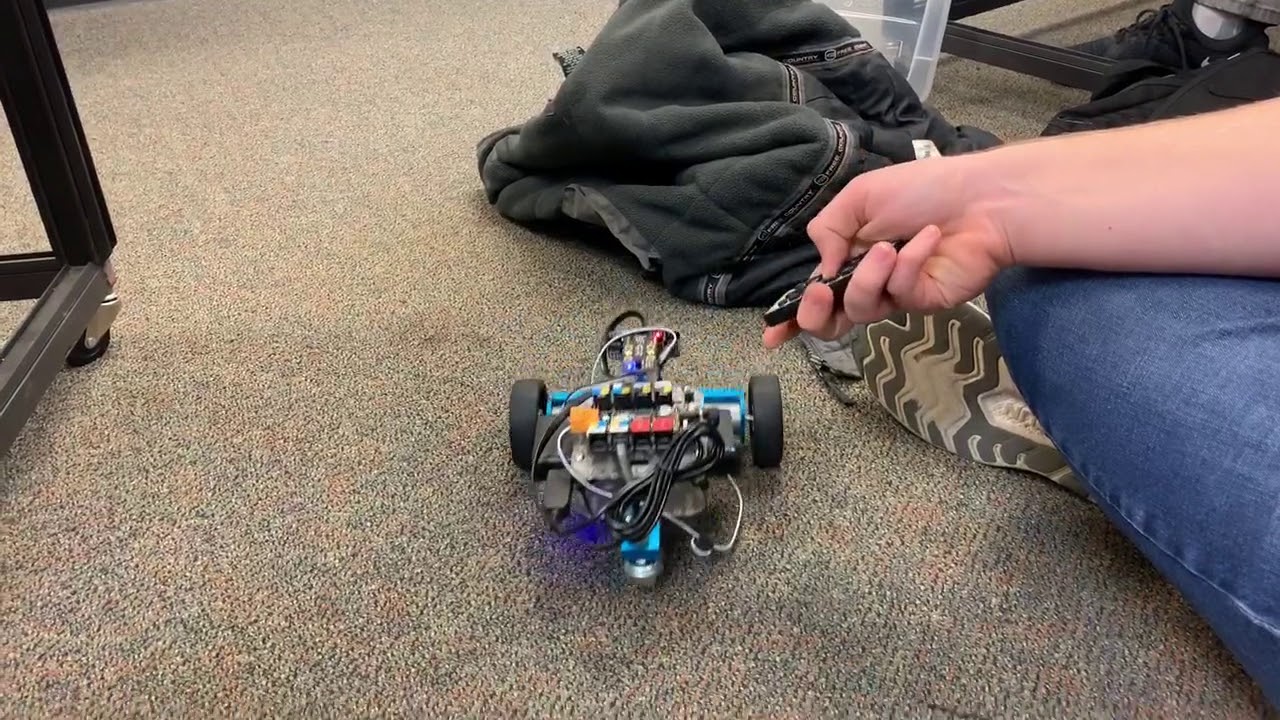 Three Wheeled Robot Driving (Kaiser period 3) - YouTube