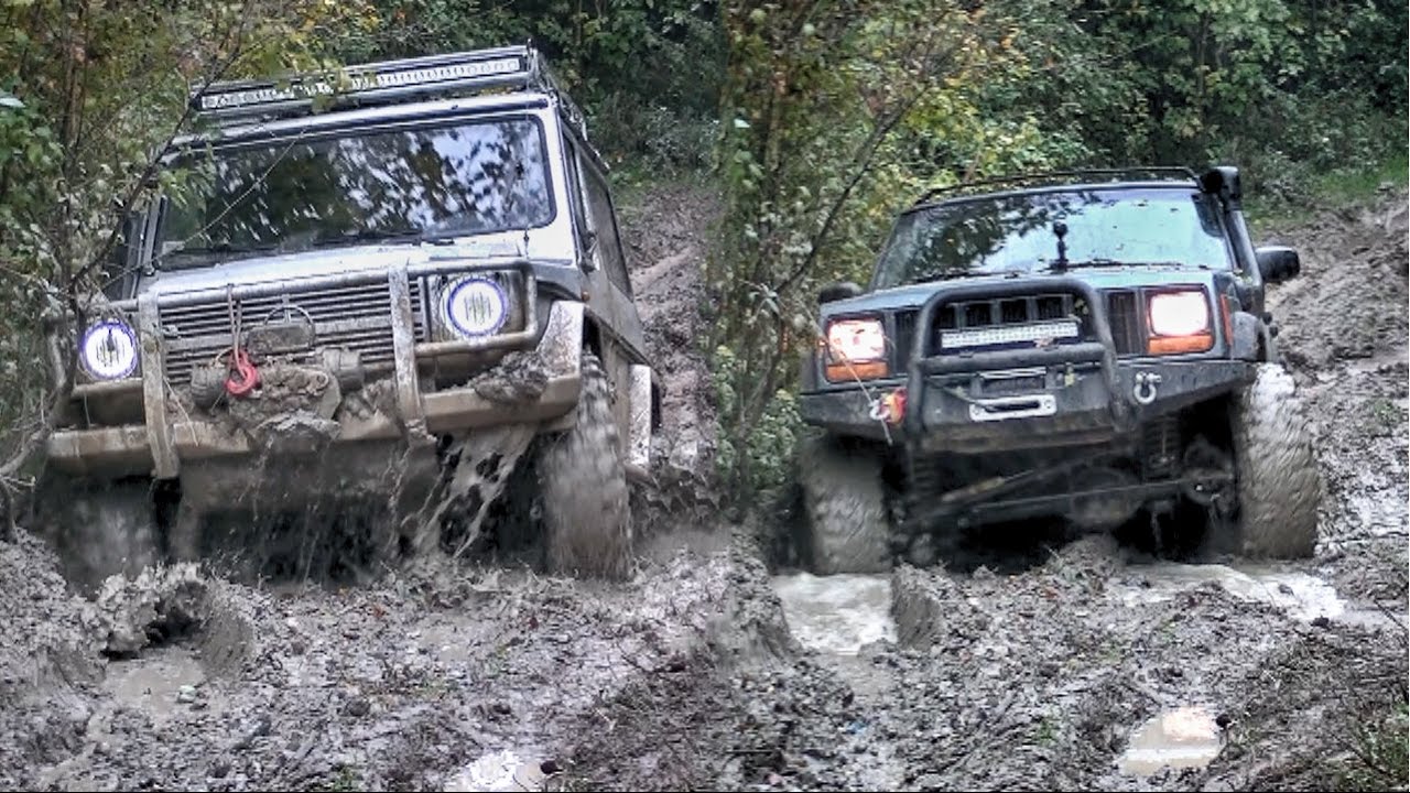 Jeep Cherokee vs Mercedes G - YouTube