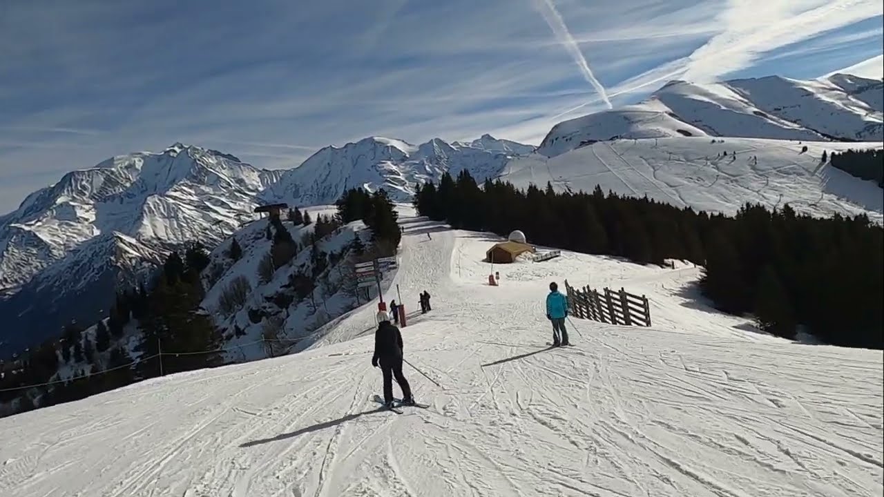 Skiing BLUE slope called ARGENT followed by SOURCE at MEGEVE ski resort ...