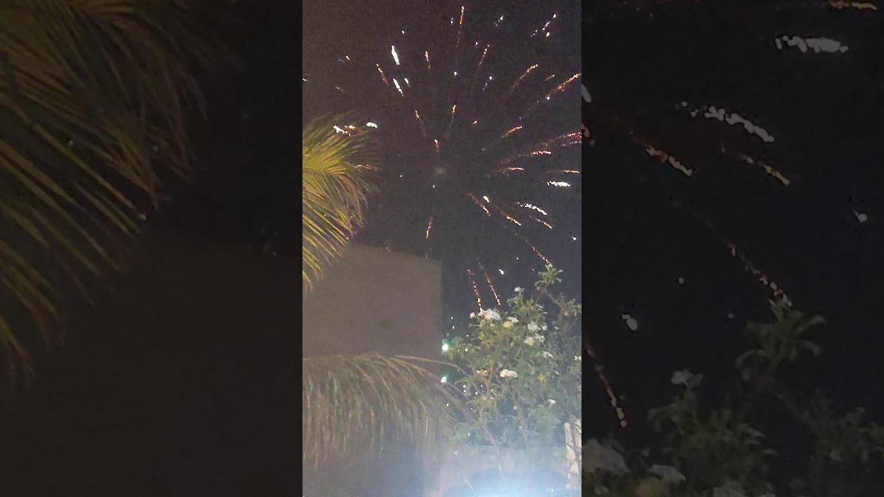 Fireworks at Punda Vibes, Curacao - YouTube
