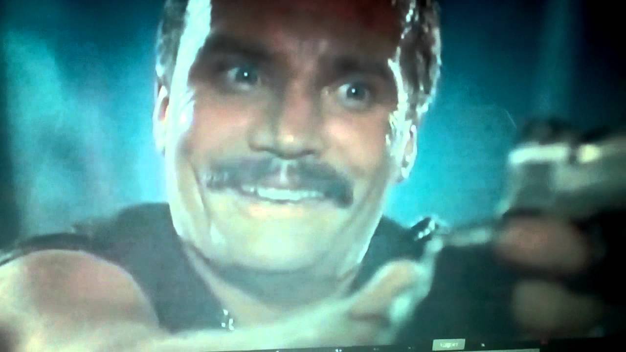 COMMANDO / SCHWARZENEGGER VS BENNET (SCENA FINALE) 1985 - YouTube