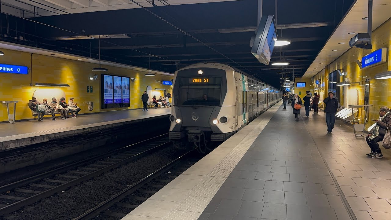 Spot d’un MI09 sur le RER A - YouTube