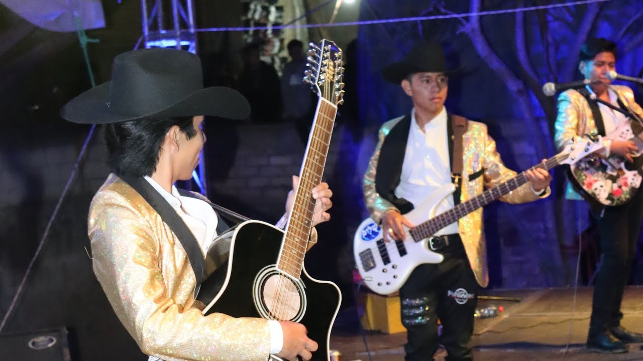 El Paredon Peras Oaxaca Los Fregones De LA Tuba PRESENTACION // ÑA LOO ...