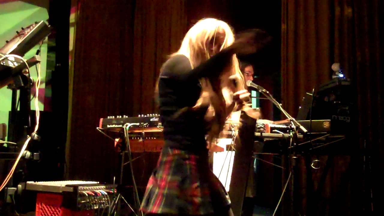 SYNTHETIC THINGS w/ NICOLE STOEHR "That's Good" at DEVOtional 2014 - 8 ...