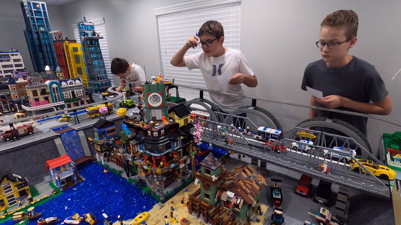 LEGO City Scavenger Hunt - YouTube