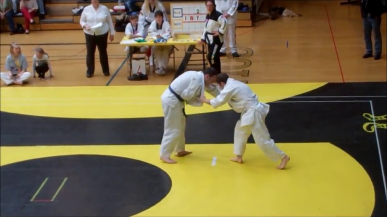 Aaron Lapointe Judo 3-06-12 - YouTube