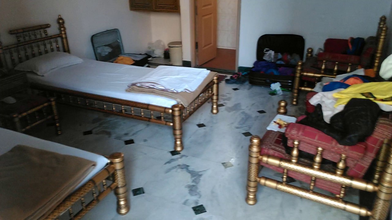 INDIA MÁGICA, ISKCON BANGALORE GUEST HOUSE DUARKA. ROOM - YouTube