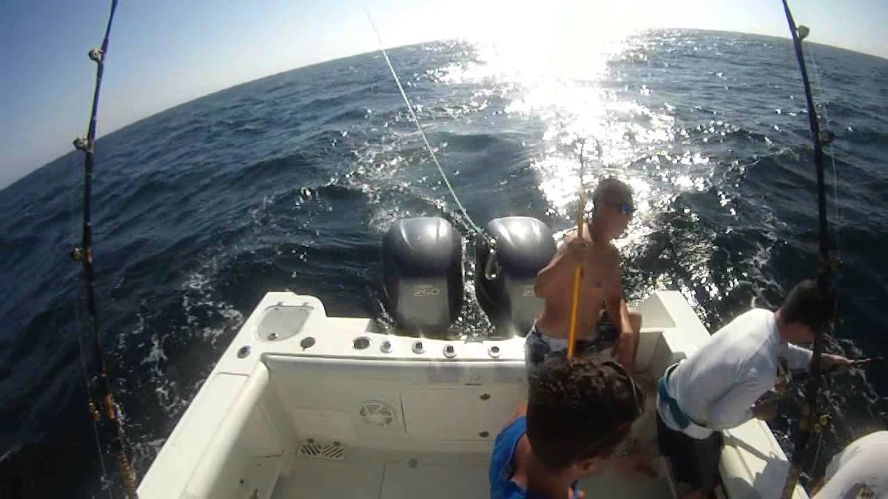 100lb+ Bluefin Tuna, Ocean City MD - YouTube