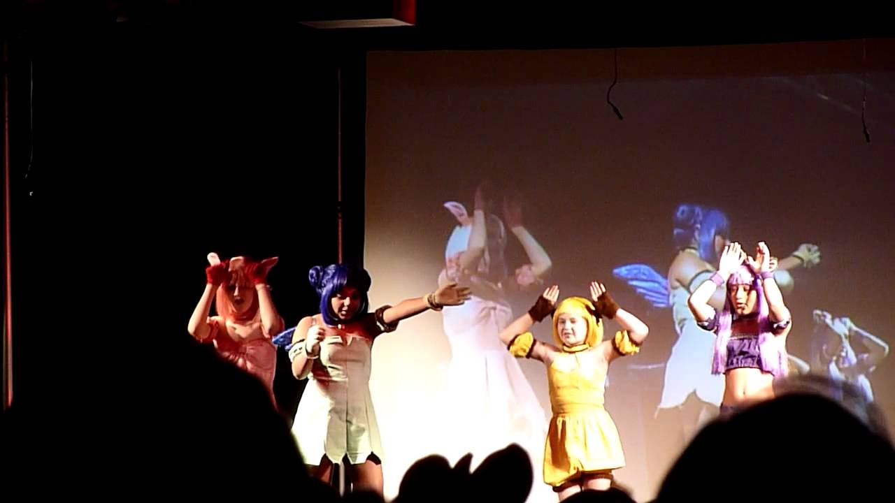 Kumoricon 2011 - Tokyo Mew Mew dance - So Cute! - YouTube