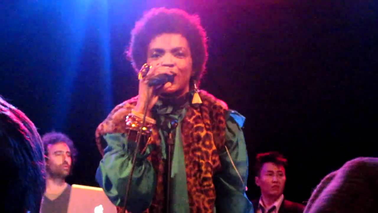 Final Hour (clip) - YouTube