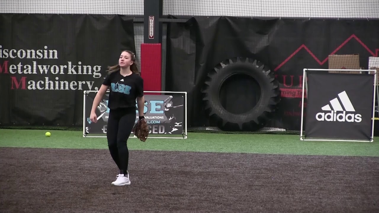 2022 SS/OF Maddy Harding (Elkhorn Area HS) - YouTube