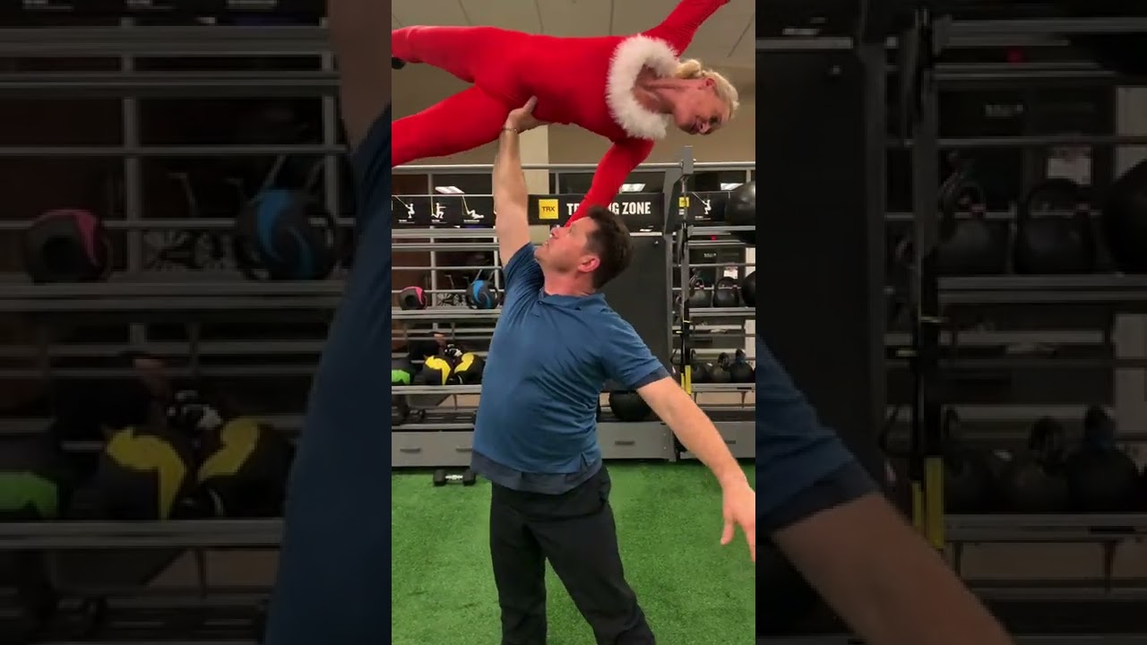 Dena Weiner and Ivan Cabaret Dance Lift Dec 2019 Christmas Style - YouTube