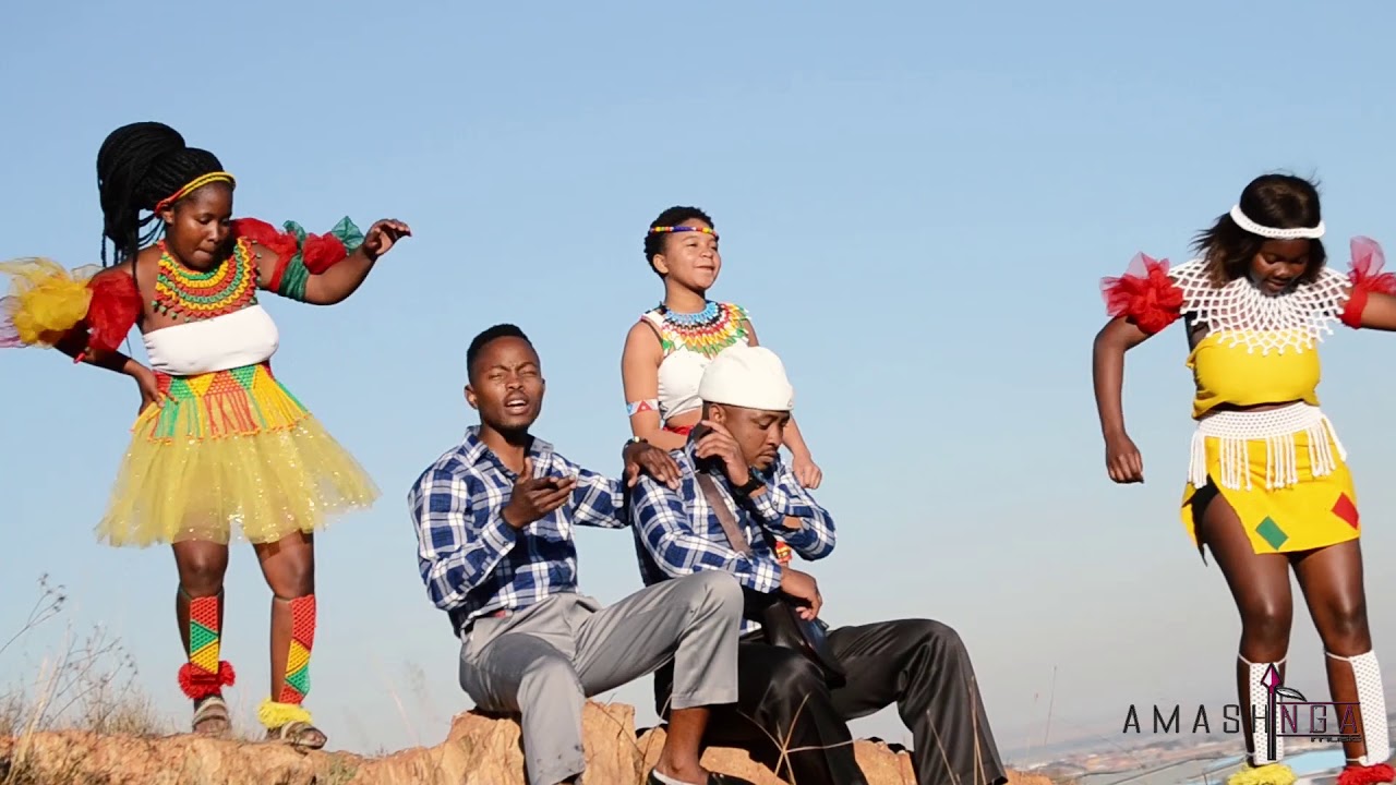 Amashaya Kancane - Ingezo Emabhinceni (Official Video) - YouTube