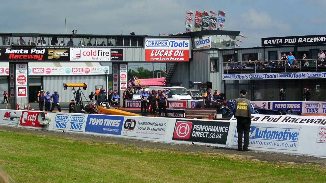Main Event 2016 Santa Pod Raceway 327 - YouTube