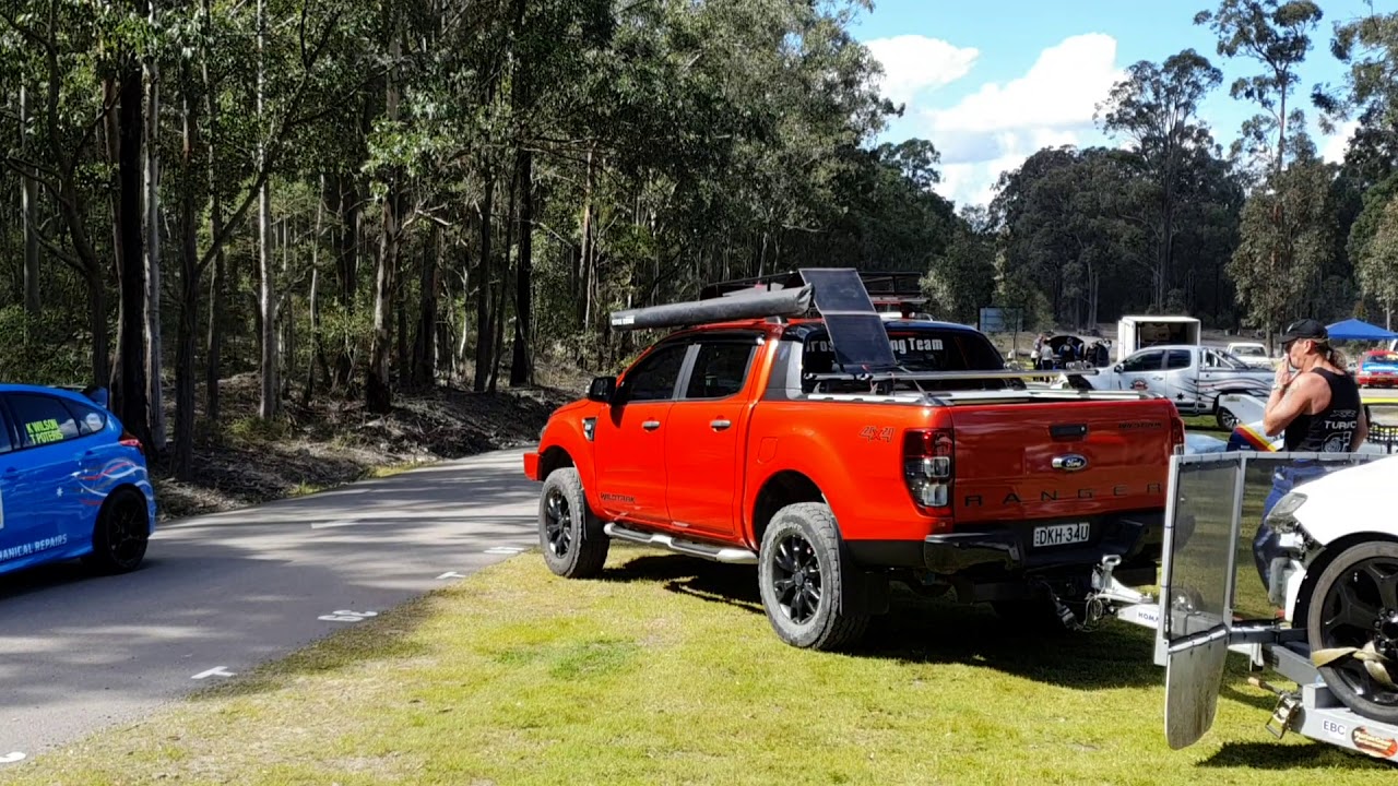 Cammed vy v8 commodore race car - YouTube