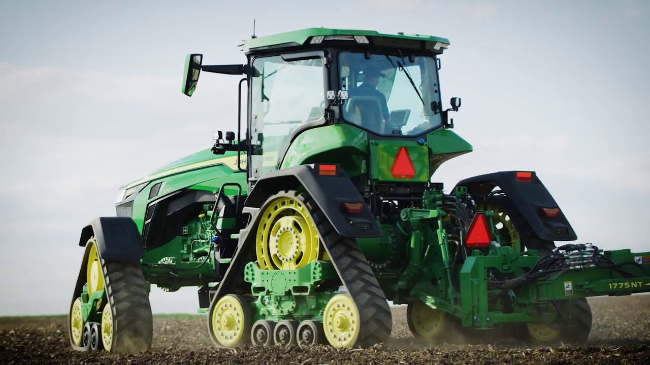 New 8 Series Tractors at work - YouTube