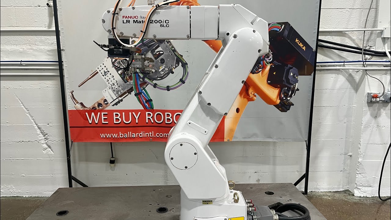 Fanuc LR Mate 200iC / 5LC W/ R-30iA Mate Controller F-100265 - YouTube