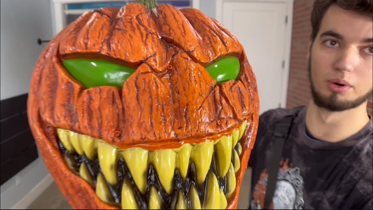 Up close and personal with the Pumpkin Patch Prowler halloween ...