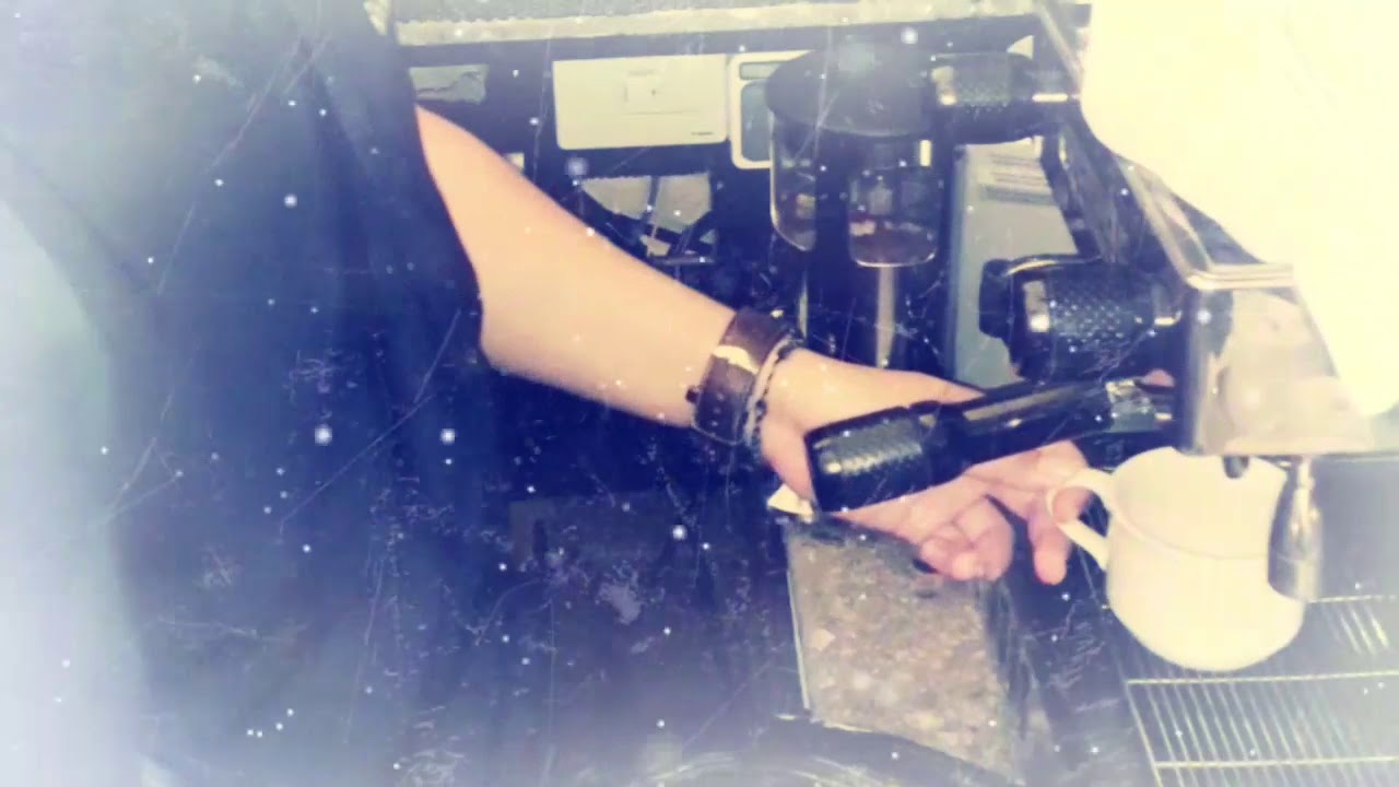 How to make a Cappucino (basic) - YouTube