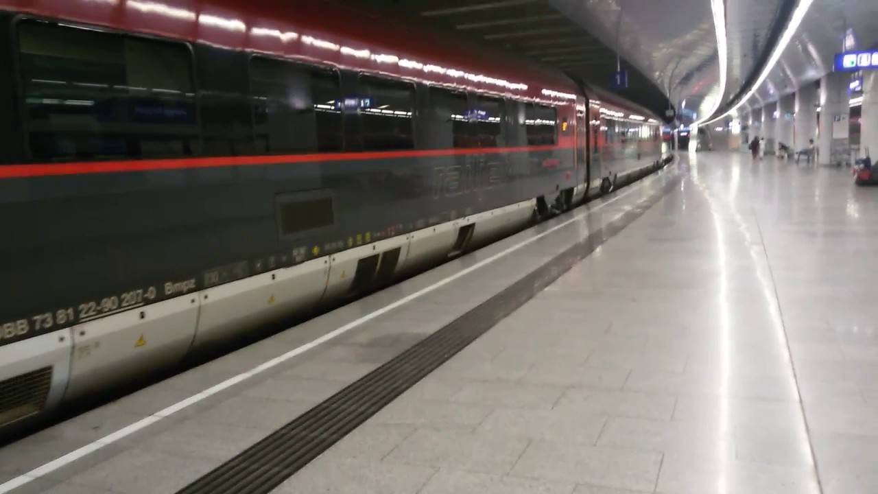 ÖBB Railjet RJ 262 Flughafen Wien - YouTube