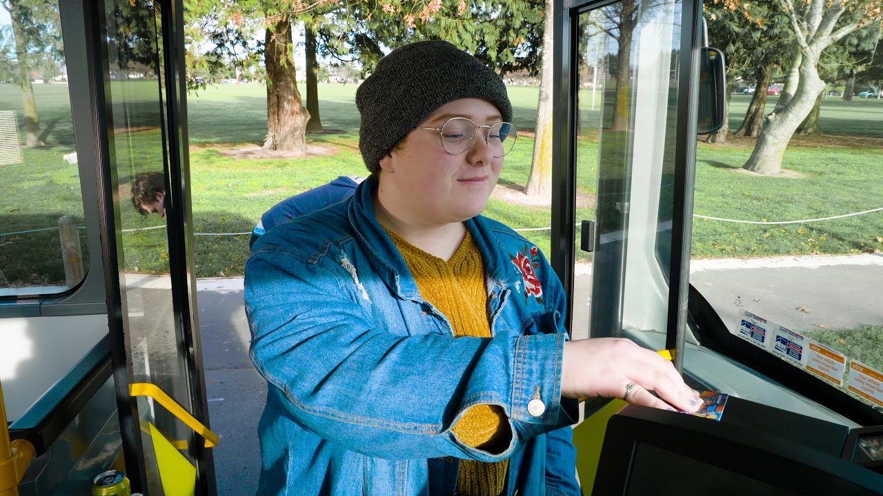 How to Bus - Signal the bus driver - YouTube