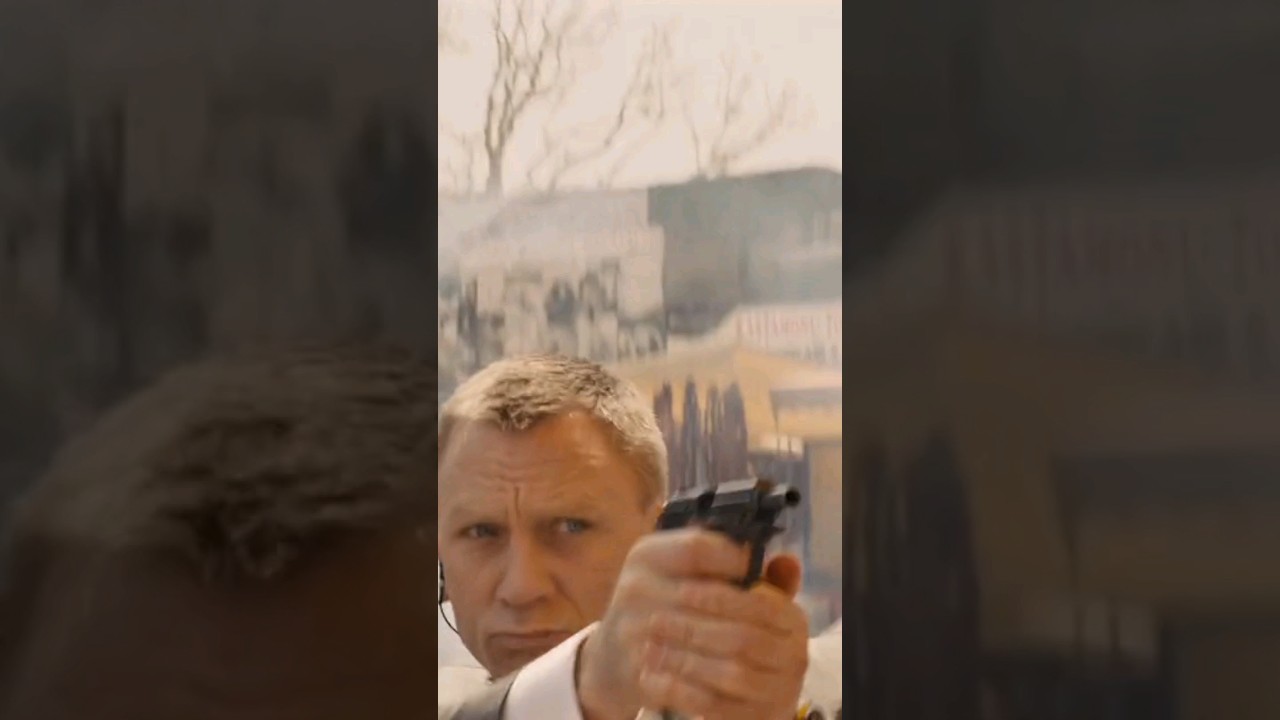 Daniel Craig uses a Walther PPK. Skyfall (2012). Sam Mendes 📽 - YouTube