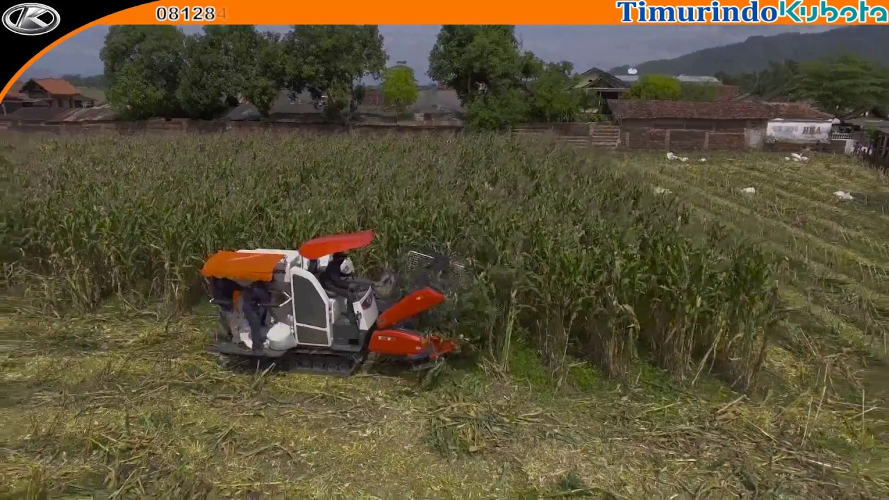 Combine Harvester DC70 Corn Kit CK70 - YouTube