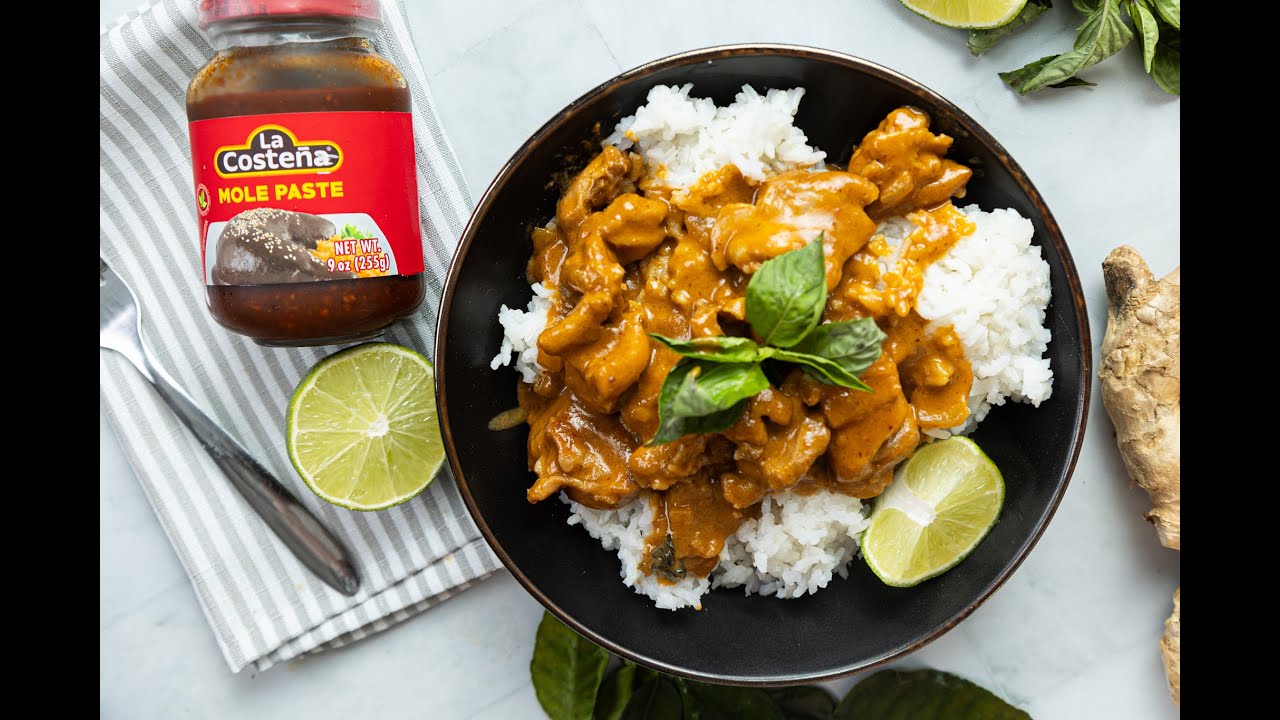 Green Curry Chicken Mole - YouTube