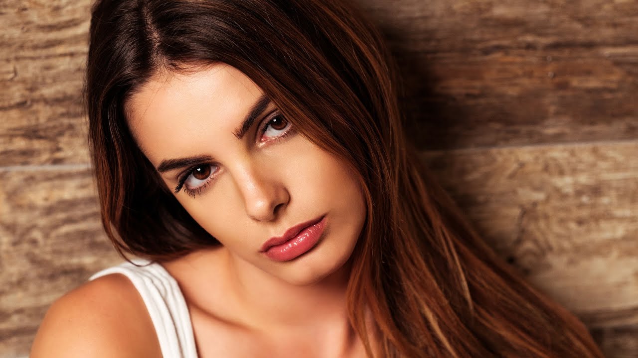 Pochill - Porque - Umar Keyn Remix (music video) Deep House - YouTube