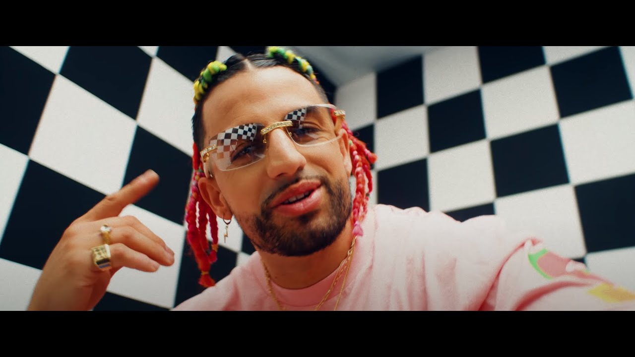 Loco y Loca - Pvni , Juanjo García (Video Oficial) 2021 - YouTube Music