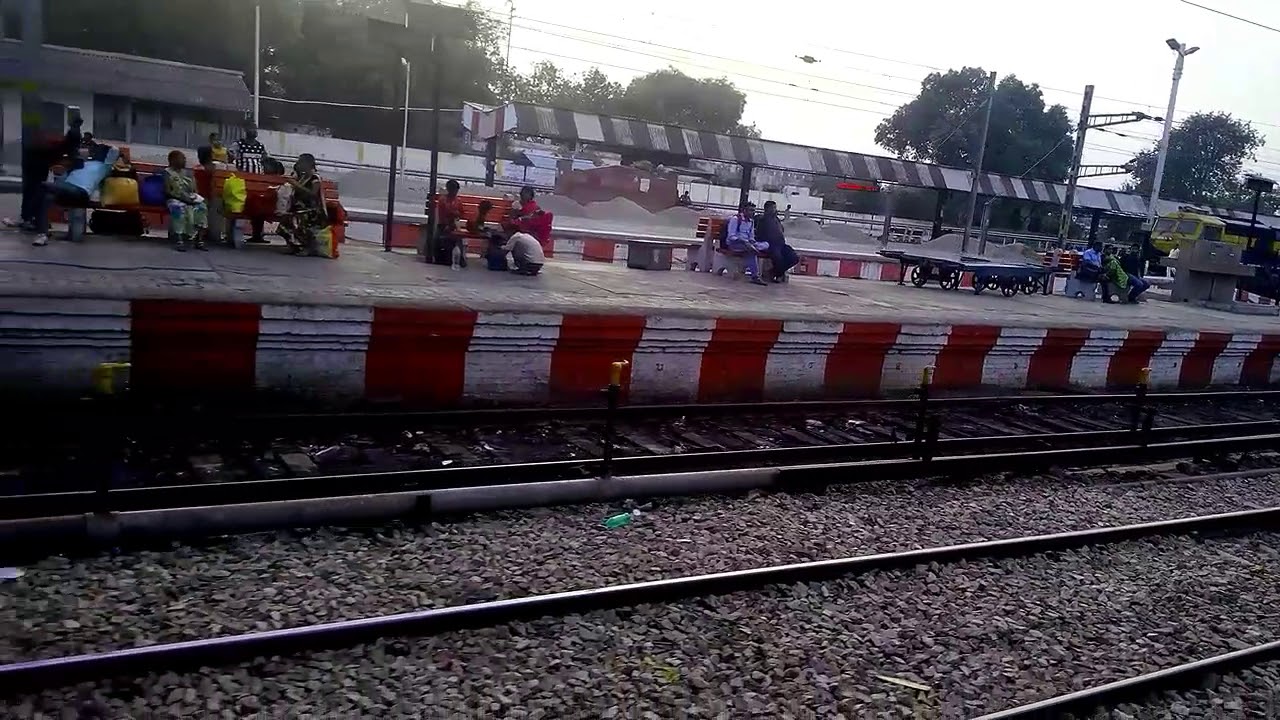 Bareilly Junction railway station - YouTube