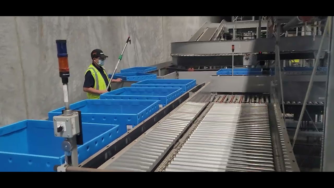 Empty Tote overflow - YouTube