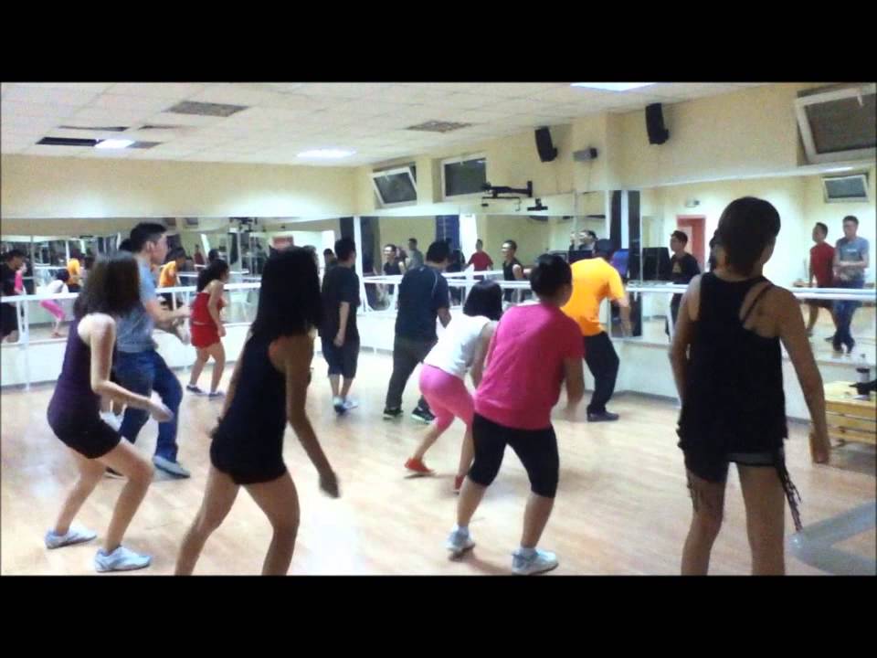 Mendsaihan and the Mongolian Flash Mob - YouTube