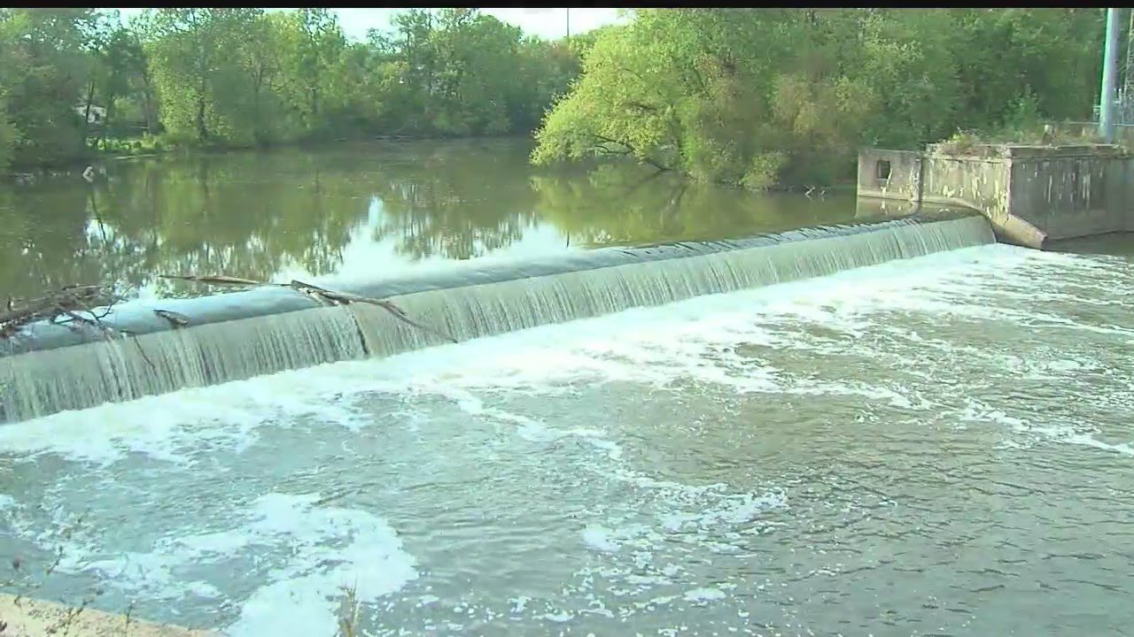 Mahoning River dams remain part of removal plan - YouTube