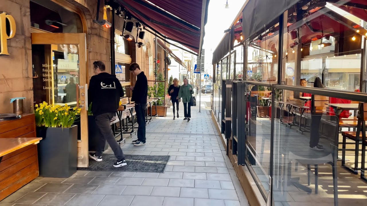Stockholm Walks: Linnégatan. Start to end of typical Östermalm street ...